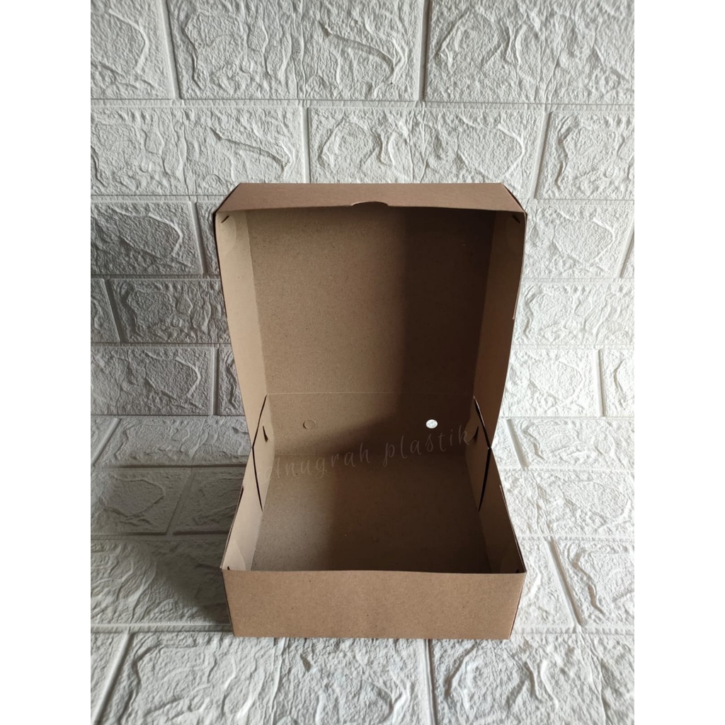 R10K Chocolate Box Full cap / กล่องช็อกโกแลตนม 20 x 20 x 7 (ต่อ 10 ชิ้น ...