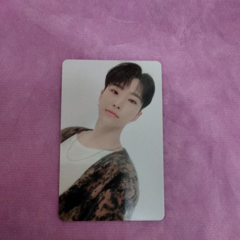 Sharing SEVENTEEN (SVT) SEASON GREETING 2022 HOSHI DINO VERNON JUN WOOZI | Shopee Thailand