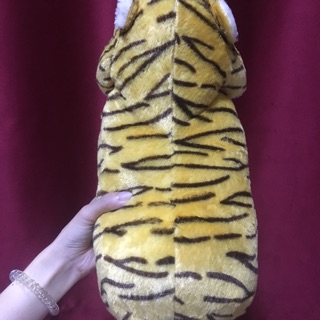 (โปรส่งฟรี) ตุ๊กตาเสือคางทูม Tiger (มือ2) ป้าย Shakurel Planet | Shopee ...
