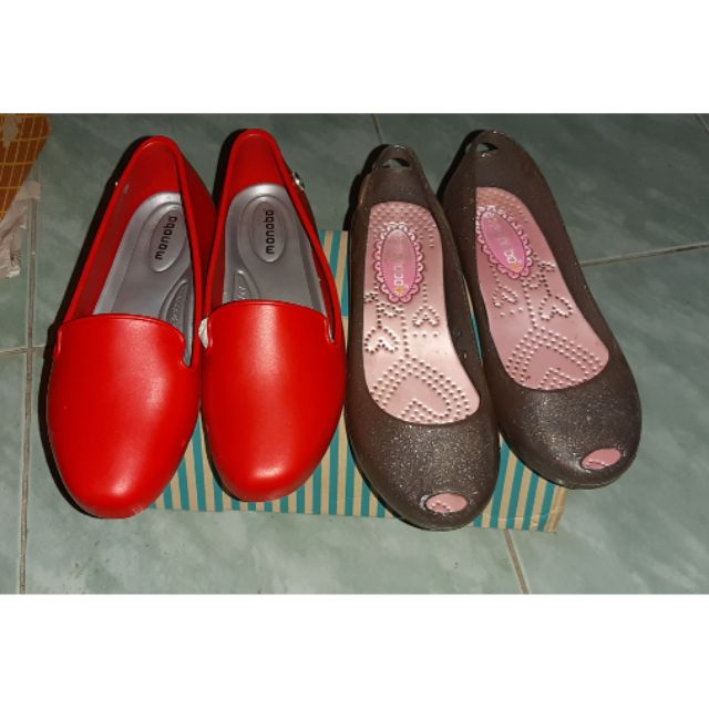 รองเท้า monobo รุ่น signature มือ 1 ราคา 150 ฿ | Shopee Thailand
