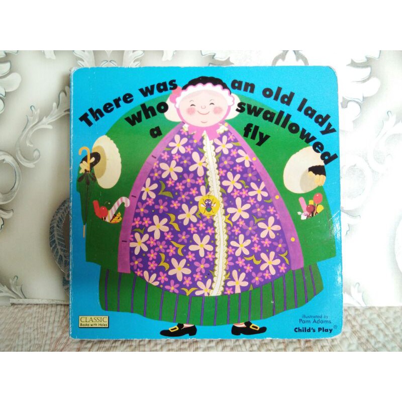 There. was an old lady who swallowed a fly (board book)-ba3 | Shopee ...