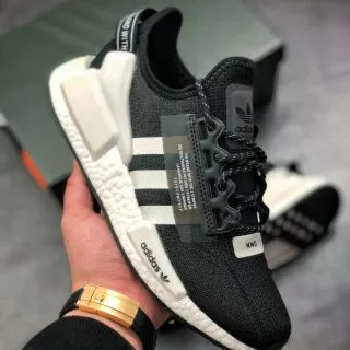 adidas nmd r1 v2 ราคาพิเศษ | ซื้อออนไลน์ที่ Shopee ส่งฟรี*ทั่วไทย!