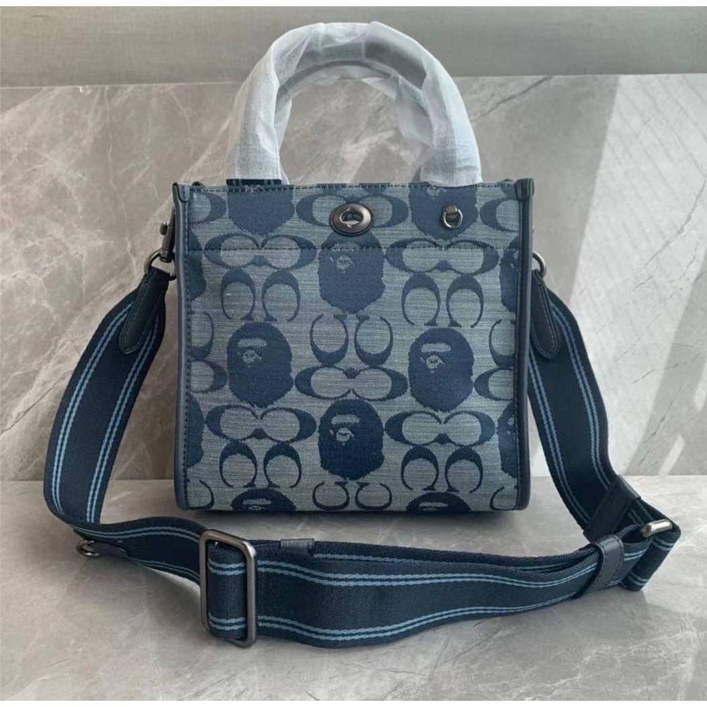 Coach Bape X Coach Tote 22 In Signature Jacquard | Shopee Thailand