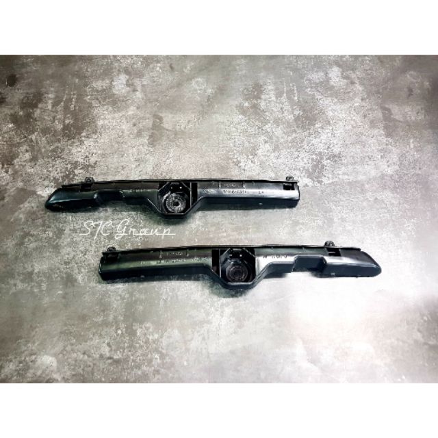 Toyota Vigo / Revo / Fortuner พลาสติกยึดกันชนหน้า ( OEM ) | Shopee Thailand