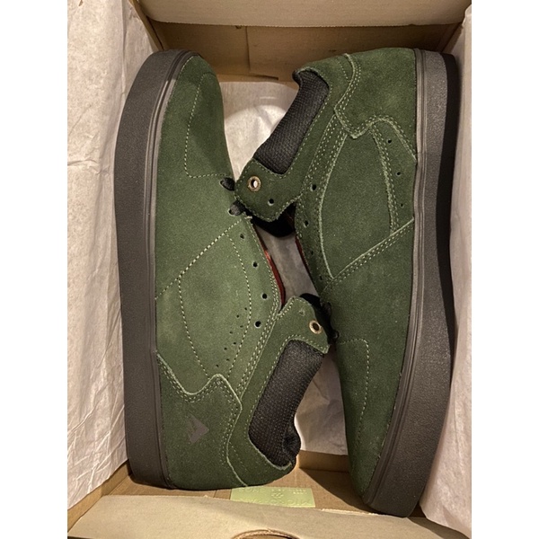 รองเท้าผ้าใบ Emerica HSU G6 X MADE Mid Skate Shoes | Shopee Thailand