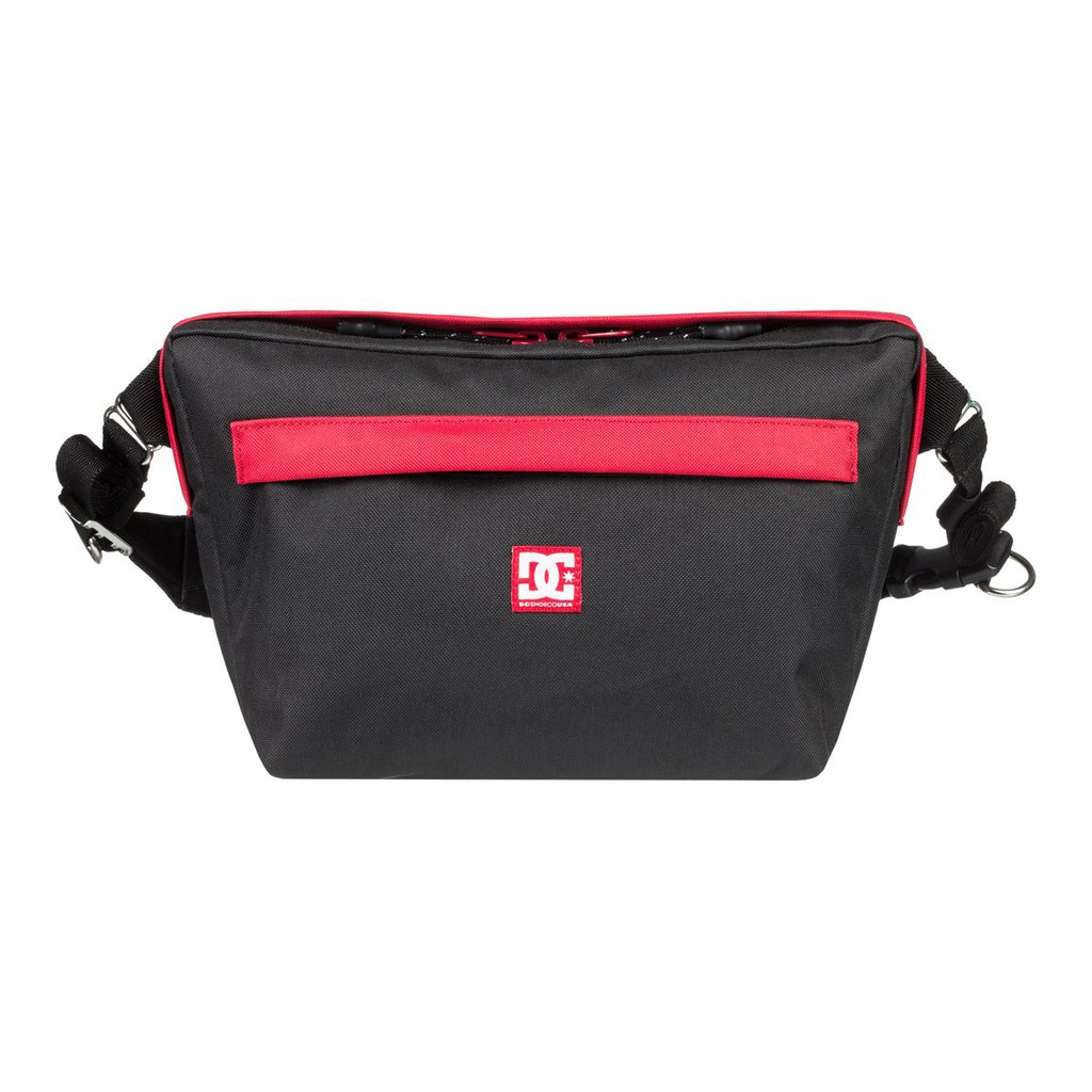 [NEW MODEL] กระเป๋าสะพายข้าง DC Shoes Hatchel Satchel - Black ...