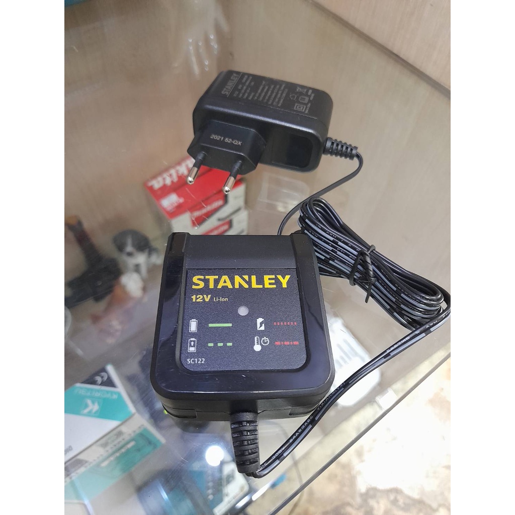 Stanley service part charger DC 12VSC122-B1 เครื่องชาร์ทแบตเตอร์รี 10 ...