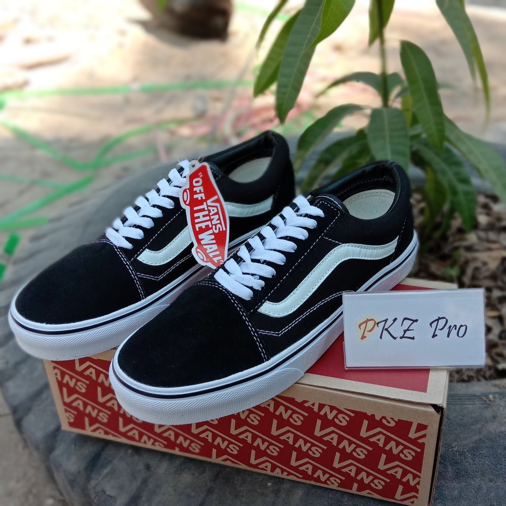 Vans Old Skool Black Color Classic รองเท้าแวนส์สีดำสุดคลาสสิค ฮิตตลอด