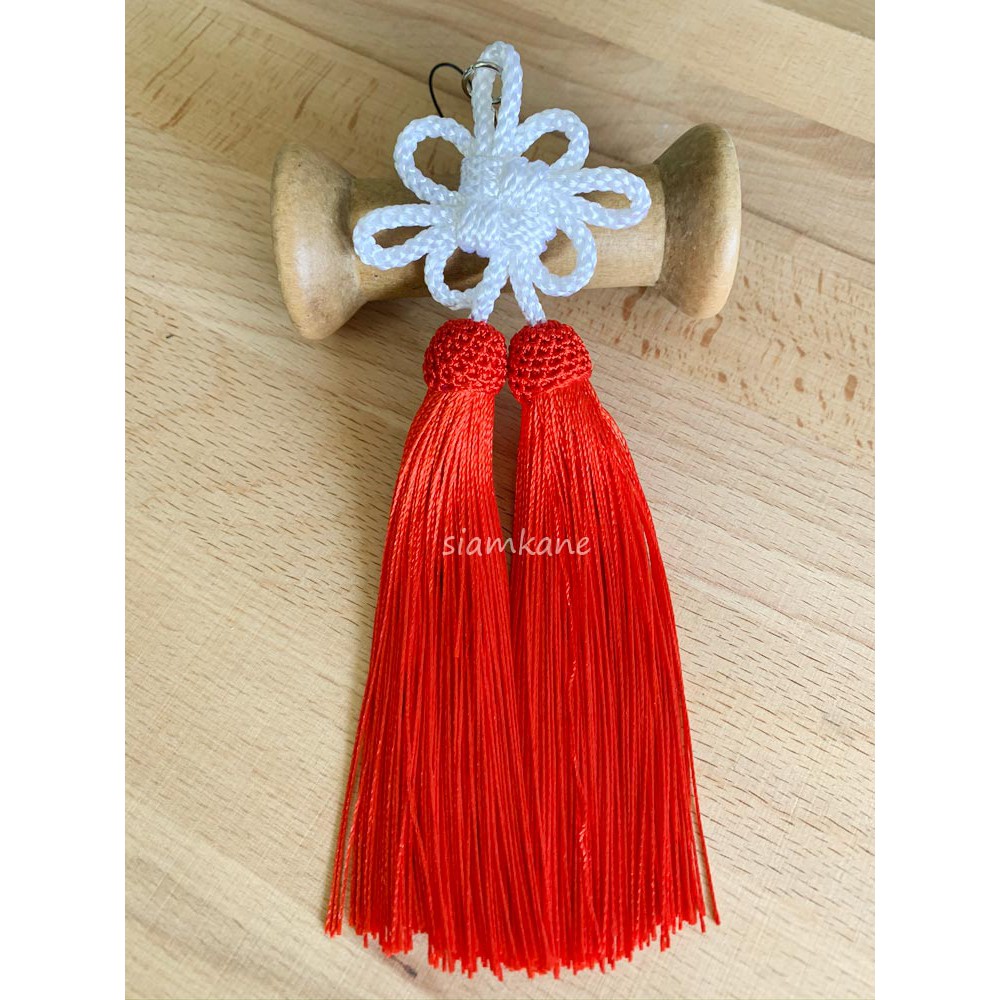 พู่เครื่องรางญี่ปุ่น Flower Fusa Tassel แขวนหน้ารถ ประตู ห้อยกระเป๋า ...