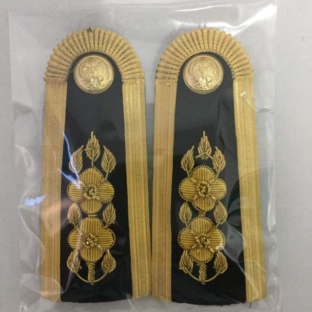 เครื่องหมายข้าราชการ อินทรธนูชุดขาว | Shopee Thailand