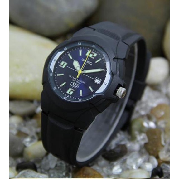Casio รุ่น MW-600F-2A นาฬิกาข้อมือผู้ชาย สายเรซิ่นสีดำ หน้าปัดสีน้ำเงิน ...