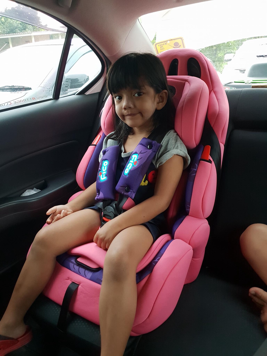 Fico คาร์ซีท ทรงสปอร์ต รุ่น RA-G New เบาะกว้าง นั่งสบาย รองรับเด็กได้ถึง 12 ขวบ | Shopee Thailand