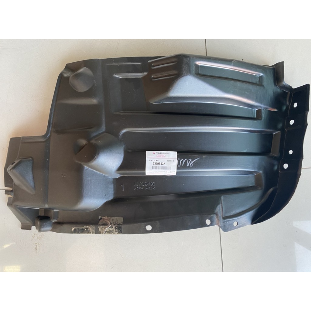 แผงบังฝุ่นใต้บังโคลน หน้าไทรทัน ปาเจโร่ TRITON PAJERO Mitsubishi มิตซู ...