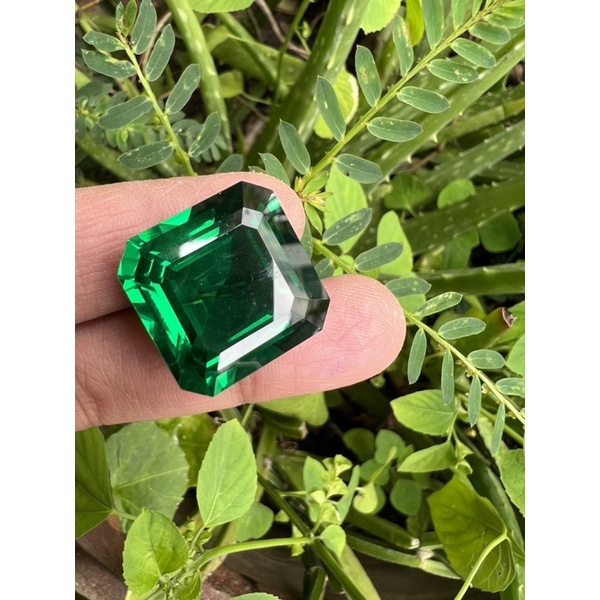 Synthetic Emerald Square 16x16 17cts.Synthetic Emerald Square มรกตสี ...