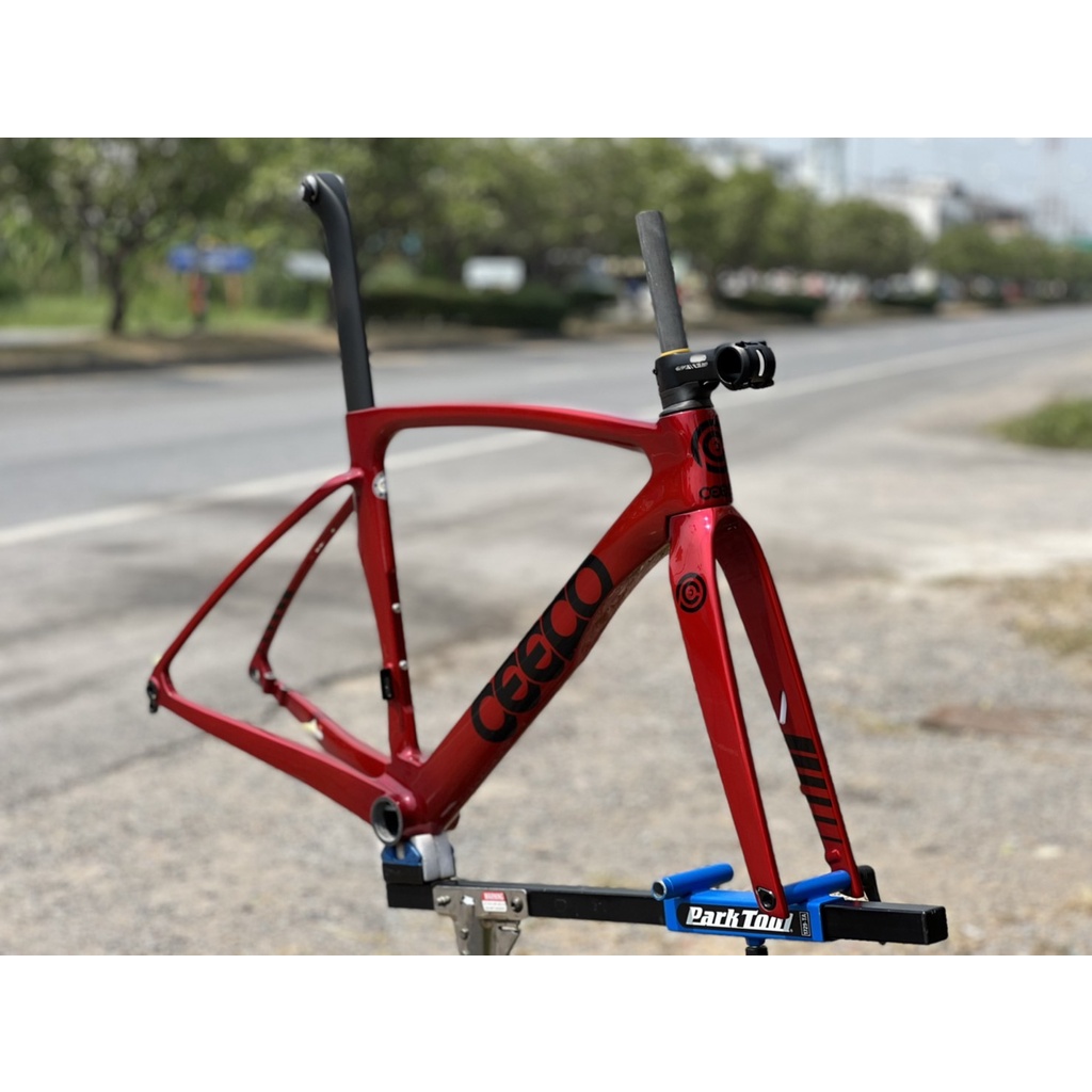 (โค๊ดส่วนลด) เฟรมเสือหมอบคาร์บอน CEEPO MAMBA-R DISC พร้อม Stem หลักอาน ...