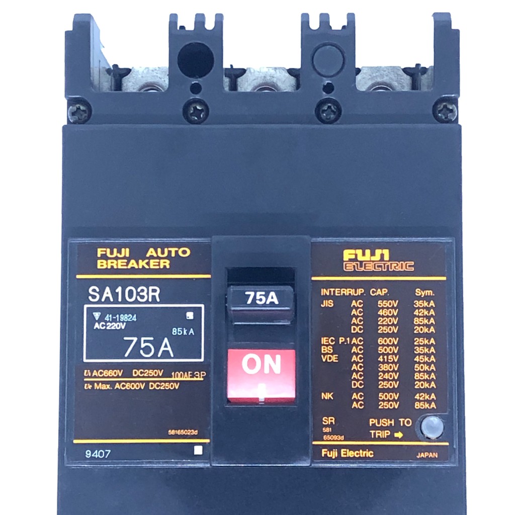 ฟูจิ เบรกเกอร์ 3 สาย ของแท้ Fuji Auto breaker SA103R AC220V 3P (40A ...