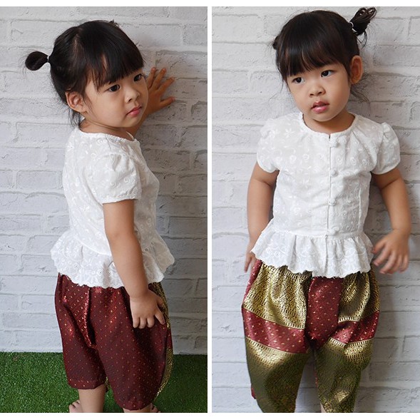 เสื้อลูกไม้เด็กแขนตุ๊กตา เสื้อลูกไม้เด็ก รุ่นแมท ภีรนีย์ ติดกระดุมปั้มด้วยผ้าตัวเดียวกัน ปัก ...