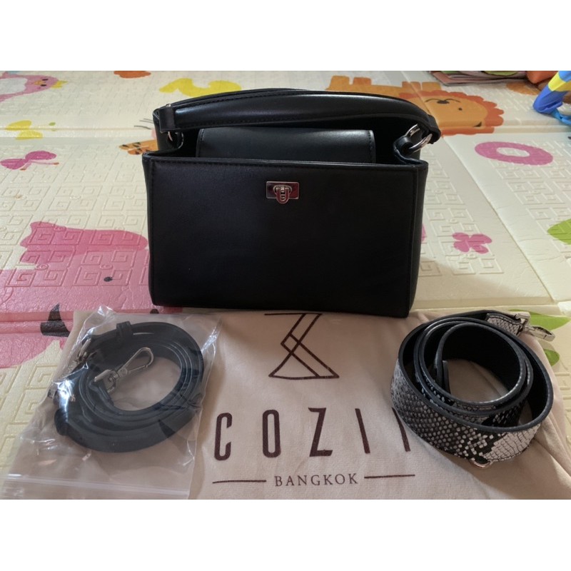 กระเป๋าแบรนด์ cozii bag มือสอง สภาพดีมาก | Shopee Thailand