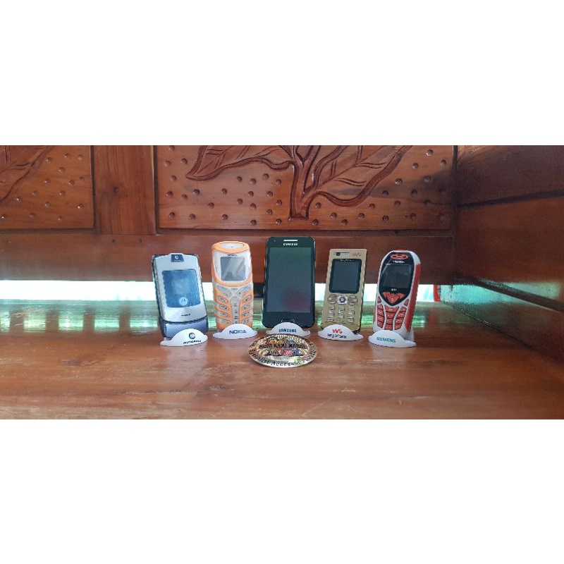 HP Nokia sony ericsson siemens samsung motorola mobile phone docking ...