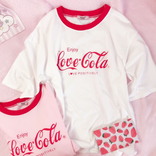 เสื้อยืด Love Cola ️ สีขาว จากร้าน cintage ใส่ครั้งเดียว | Shopee Thailand