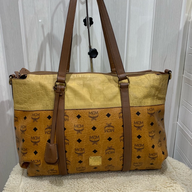 MCM Shopping bag original | Shopee Thailand