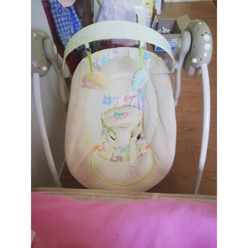 เปลไกว เปลเด็กอัตโนมัติ poom by fico | Shopee Thailand