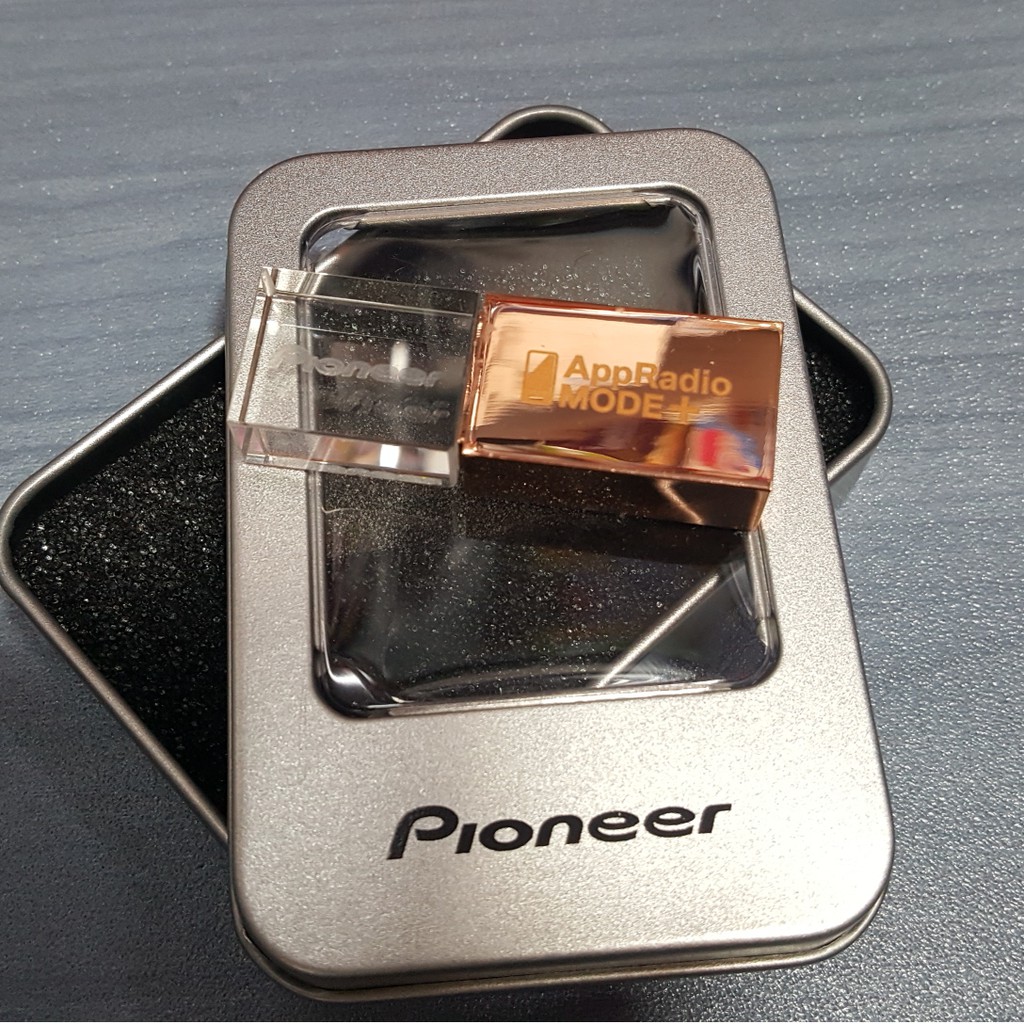 firstbuy_ อุปกรณ์จัดเก็บข้อมูล Flash Drive PIONEER สี Silver/ Pink Gold ...
