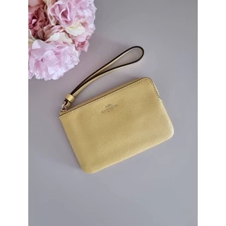 coach กระเป๋าคล้องมือ ไซส์ S ราคาถูก สั่งเลยบน Shopee