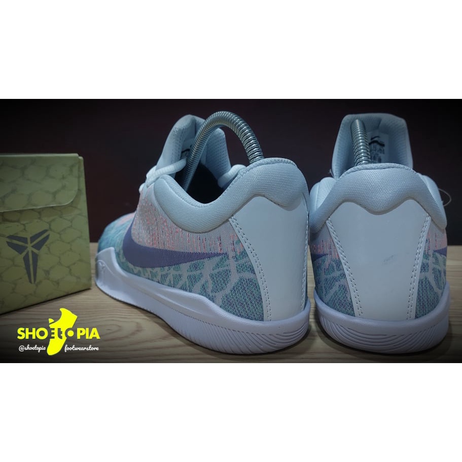 Kobe Mamba Rage Bright Mango Sneakers for Men | Shopee Thailand