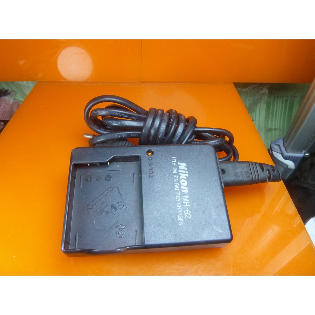 แท่นชาร์จ Nikon MH-62 ของแท้ | Shopee Thailand