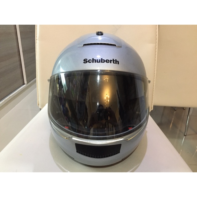 schuberth c2 งานเยอรมัน มีแว่นสโมคในตัว เปิดคางได้ หมวกเก็บลมดีเยี่ยม มีปิดใต้คางและท้ายทอยกัน ...