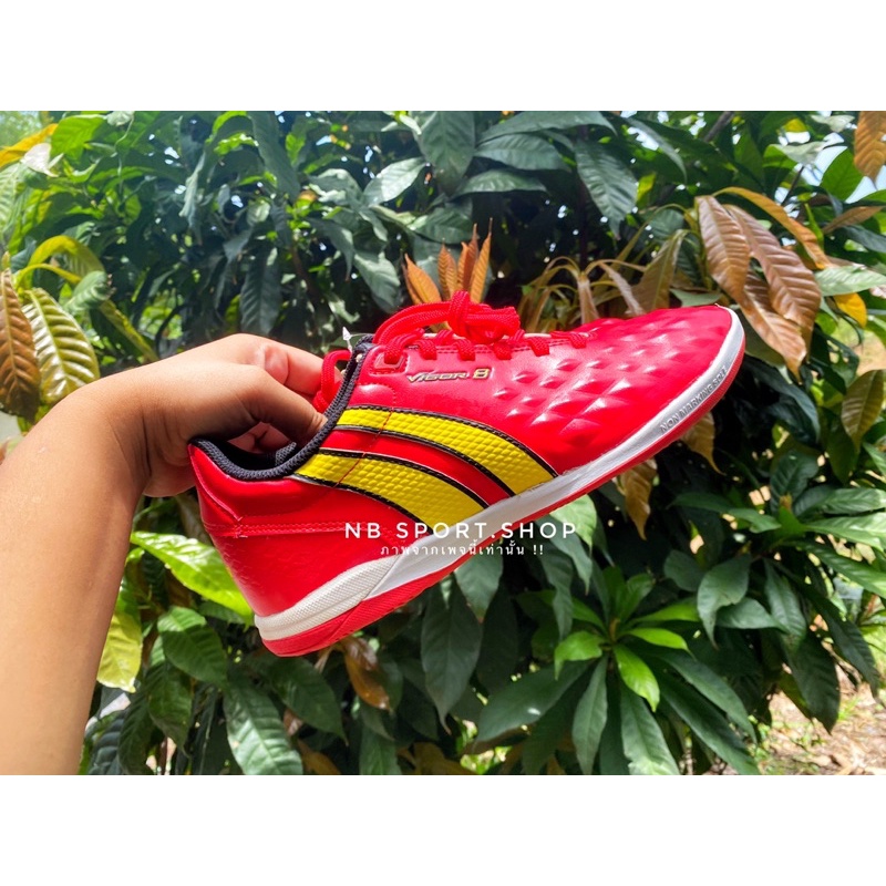 Pan : รองเท้าฟุตซอล Vigor8 รุ่นรองท็อป ครบกล่อง | Shopee Thailand