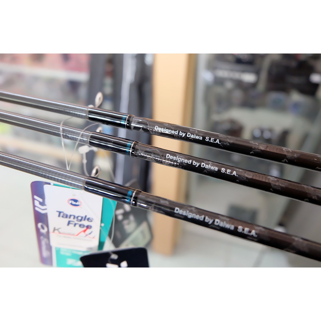 คันตกหมึก Daiwa Emeraldas มี 3 ความยาว 7.9 / 8.3 / 8.6 ของแท้ 100% พร้อมบัตรรับประกัน | Shopee ...
