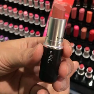 MAC Lipstick เนื้อ Matte 3.g. สี 617 Velvet Teddy | Shopee Thailand