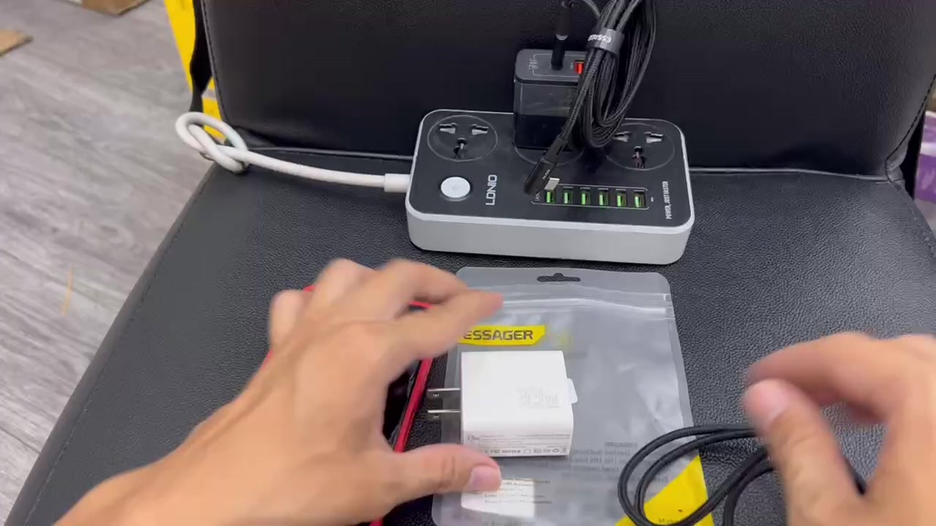 Essager ที่ชาร์จ USB C 33W GaN Type C PD ชาร์จเร็ว สําหรับ iP 14 13 12 ...