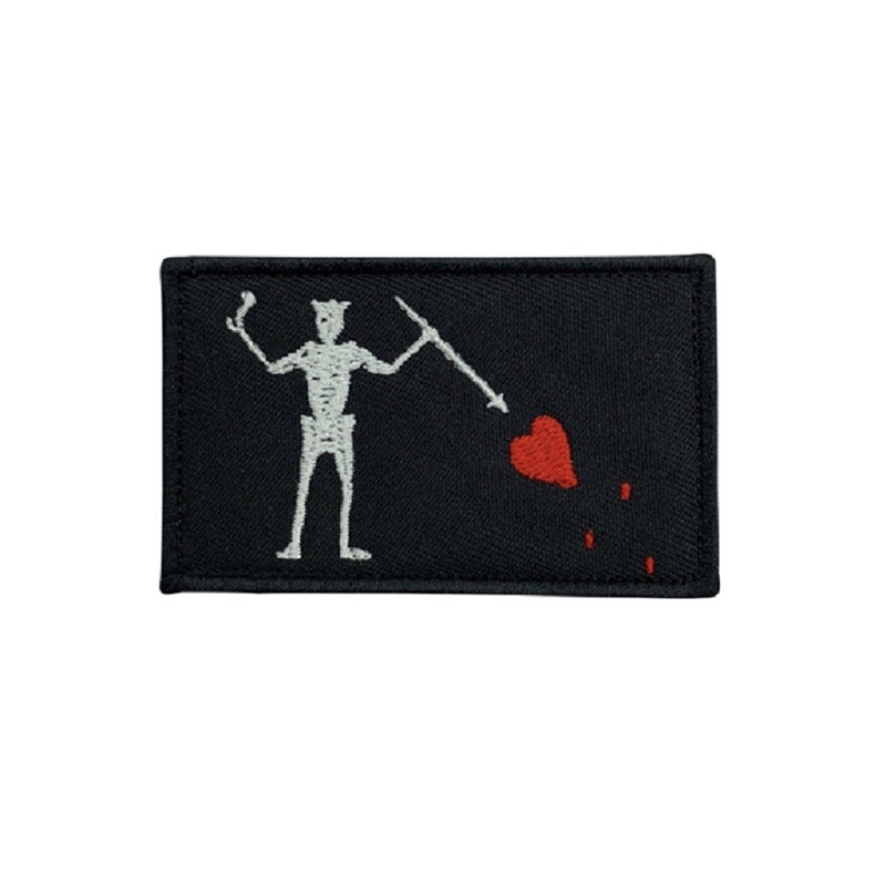 แพทช์ตีนตุ๊กแก Patch blackbeard flag | Shopee Thailand