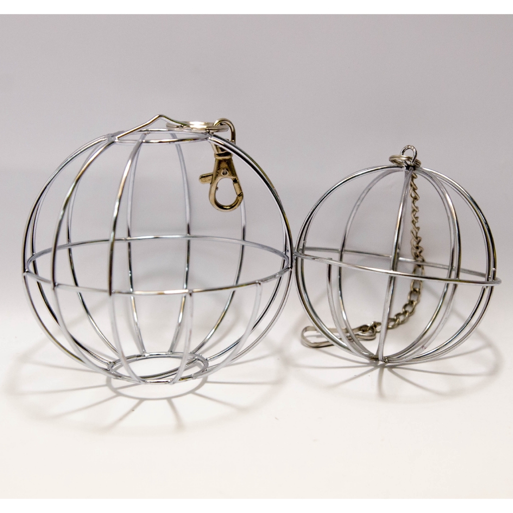 ตระกร้อลูกบอลโครเมี่ยมสำหรับใส่หญ้า แบบแขวน (เล็กT052 , ใหญ่ T057) | Shopee Thailand