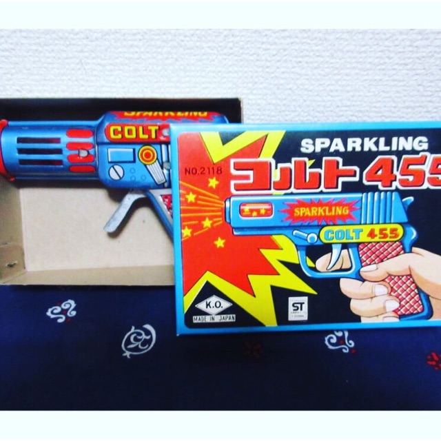 ปืนสังกะสี vintage Tin Toy Gun Sparkling COLT455 ปืนสังกะสี made in ...
