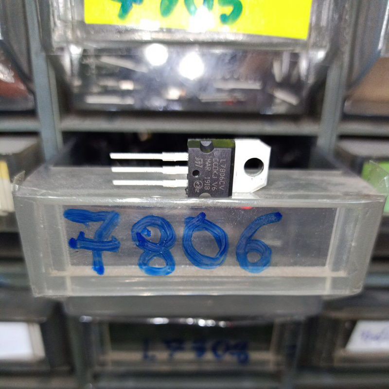 regulator 7805,7806,7808,7809,7810,7812,7815,7915,7818,7824 | Shopee ...