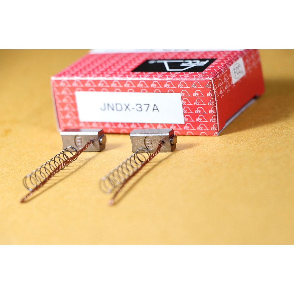 made in japan แปรงถ่าน สำหรับไดชาร์จ (ตะกร้อ) ขนาด 5x7x14.5 mm. FCC ...