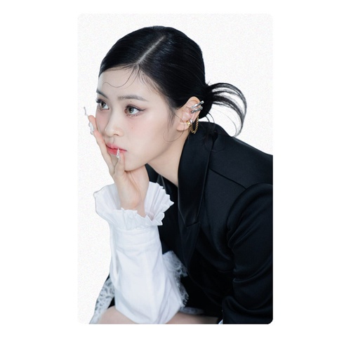 ITZY Album CHECKMATE Transparent Card Yeji Ryujin Photocard | Shopee ...