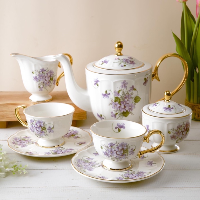 Violet Flamingo ชุดน้ำชาลายดอกไม้สีม่วงขอบทอง (Violet Signature Tea Set ...