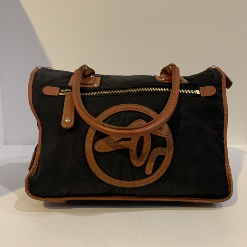 กระเป๋าหนังผ้าไนลอนผสมหนังแท้ Louis castel | Shopee Thailand