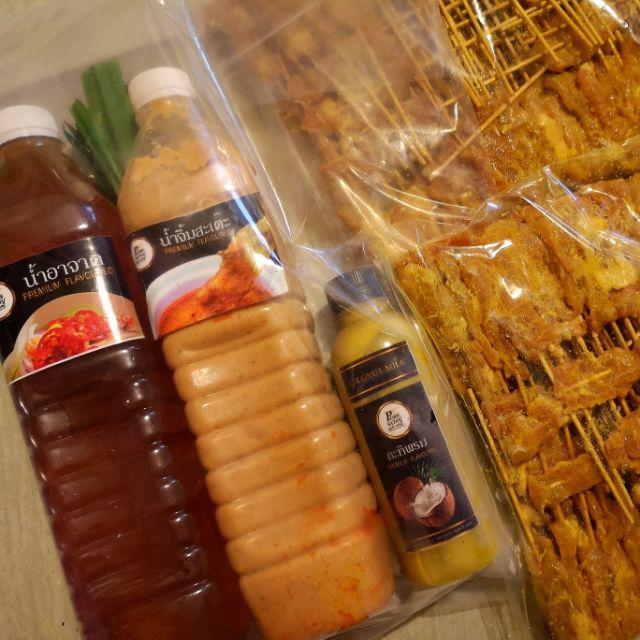 หมูสะเต๊ะ แช่แข็ง (ย่างทานเอง) - Pork satay chilled combo set | Shopee ...