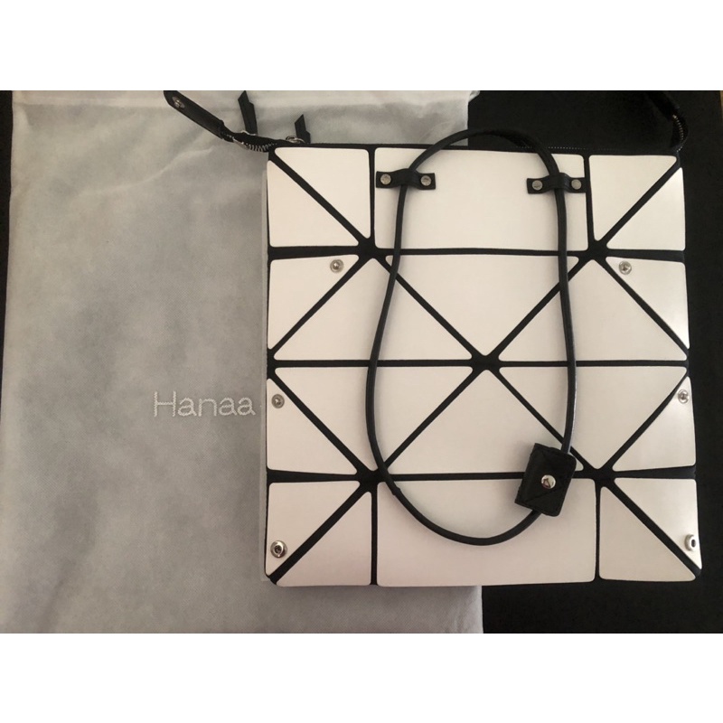 กระเป๋า Hanaa fu รุ่น Neo สีขาว ของแท้ ใบใหญ่ ยังไม่ได้ใช้เลยจ้า ราคา ...
