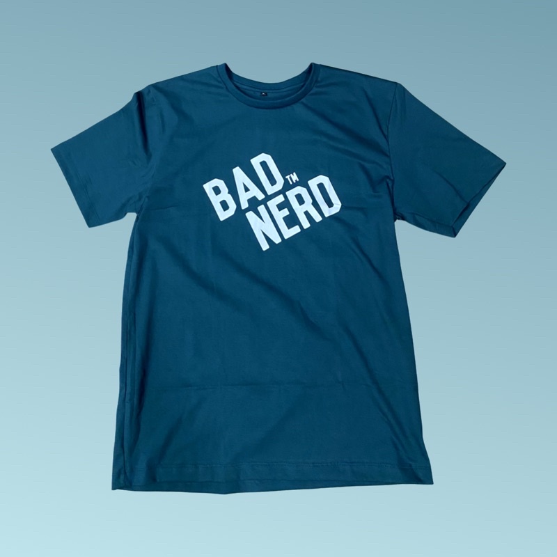 (Not a Nerd) เสื้อยืดรุ่น Bad Nerd ผ้าคอตตอนพรีเมียม | Shopee Thailand