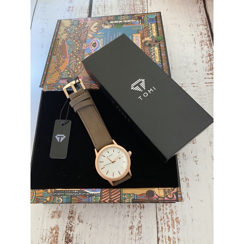 Tomi T081สายหนังสีกากี หน้าปัดขาวกรอบพริ้งโกลด์นาฬิกาสายหนัง | Shopee Thailand