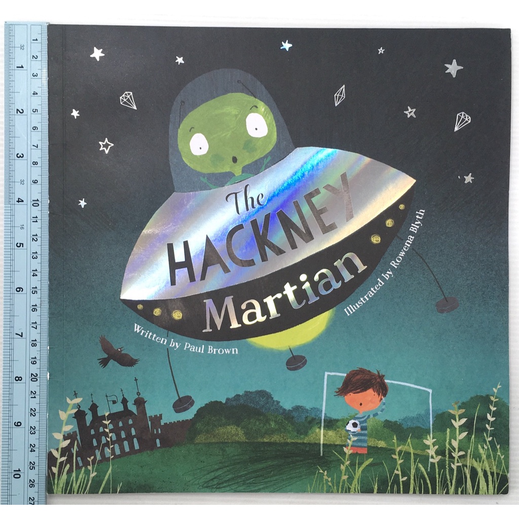 The Hackney Martian หนังสือภาษาอังกฤษปกอ่อนมือสอง | Shopee Thailand