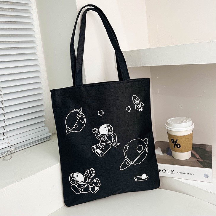 (B-617)Bp กระเป๋าถือ คล้องไหล่ ผ้าแควาส แนวสตรีท ลายน่ารักๆ | Shopee ...