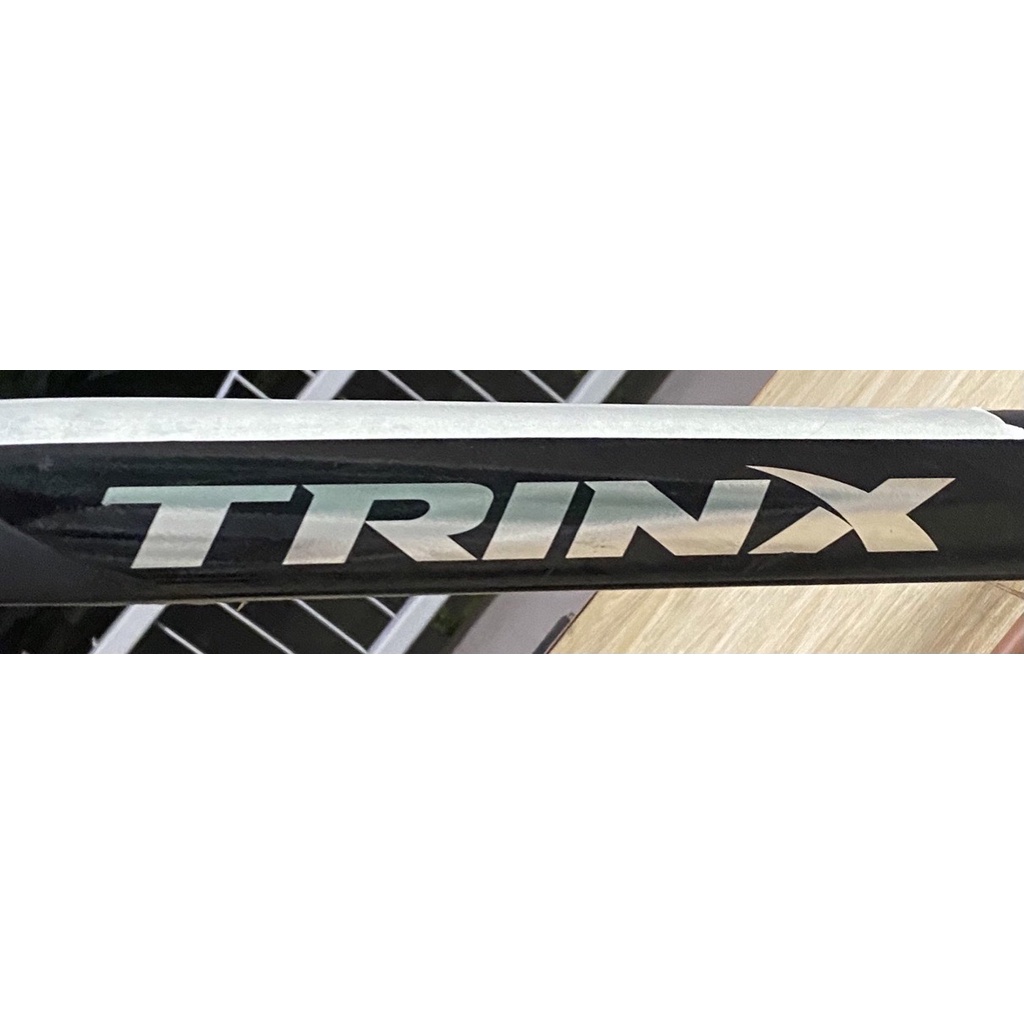 สติกเกอร์ ตัด ไดคัท คำว่า TRINX วัสดุเป็น สติกเกอร์โครเมี่ยมสีเงิน ...